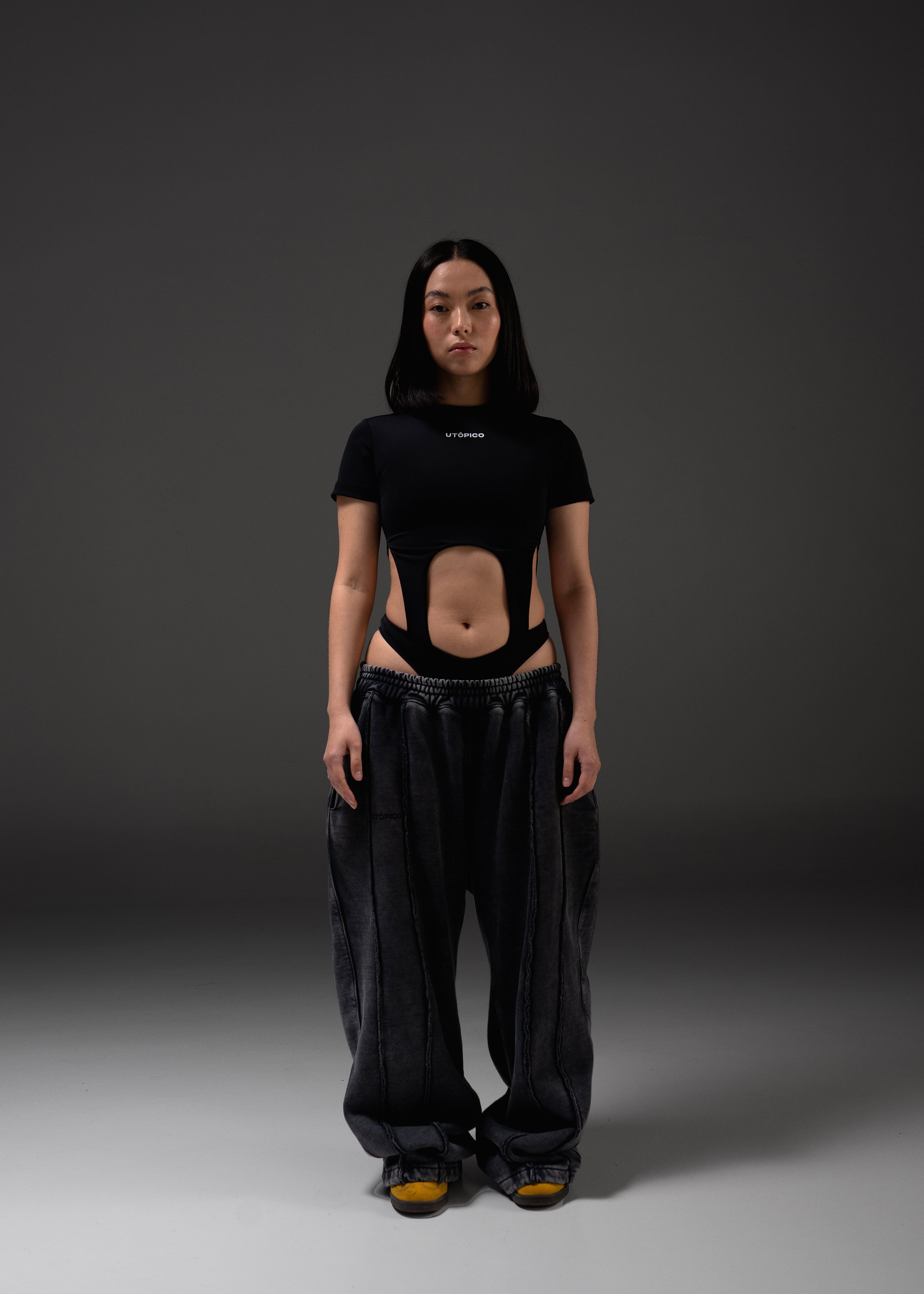 Body Interconection - Negro